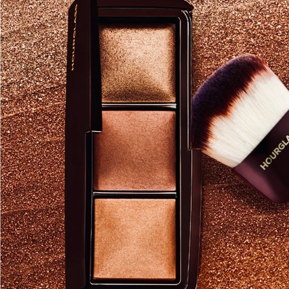 Hourglass | Makeup | Hourglass Ambient Lighting Pallet Volume 11 | Poshmark